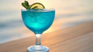 Top 11 Ocean-Inspired Cocktails to Refresh Your Summer Evenings - The ...